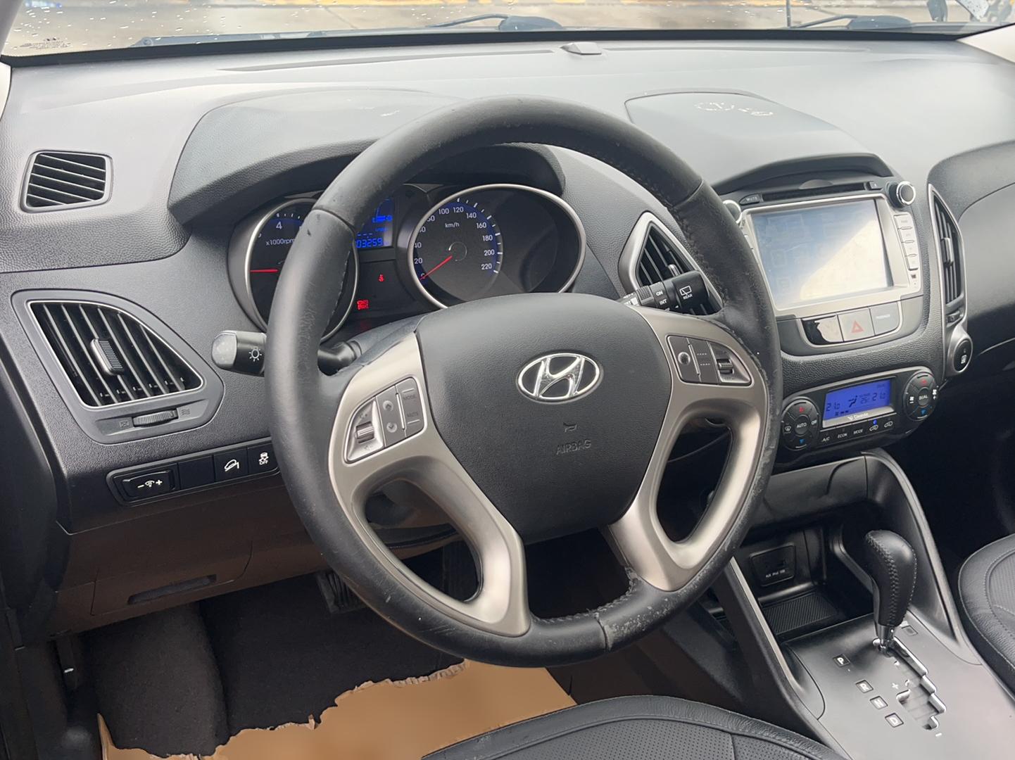 成都二手现代ix35 2012款 2.0L 自动两驱精英版GLS-二手车交易转让-太平洋汽车