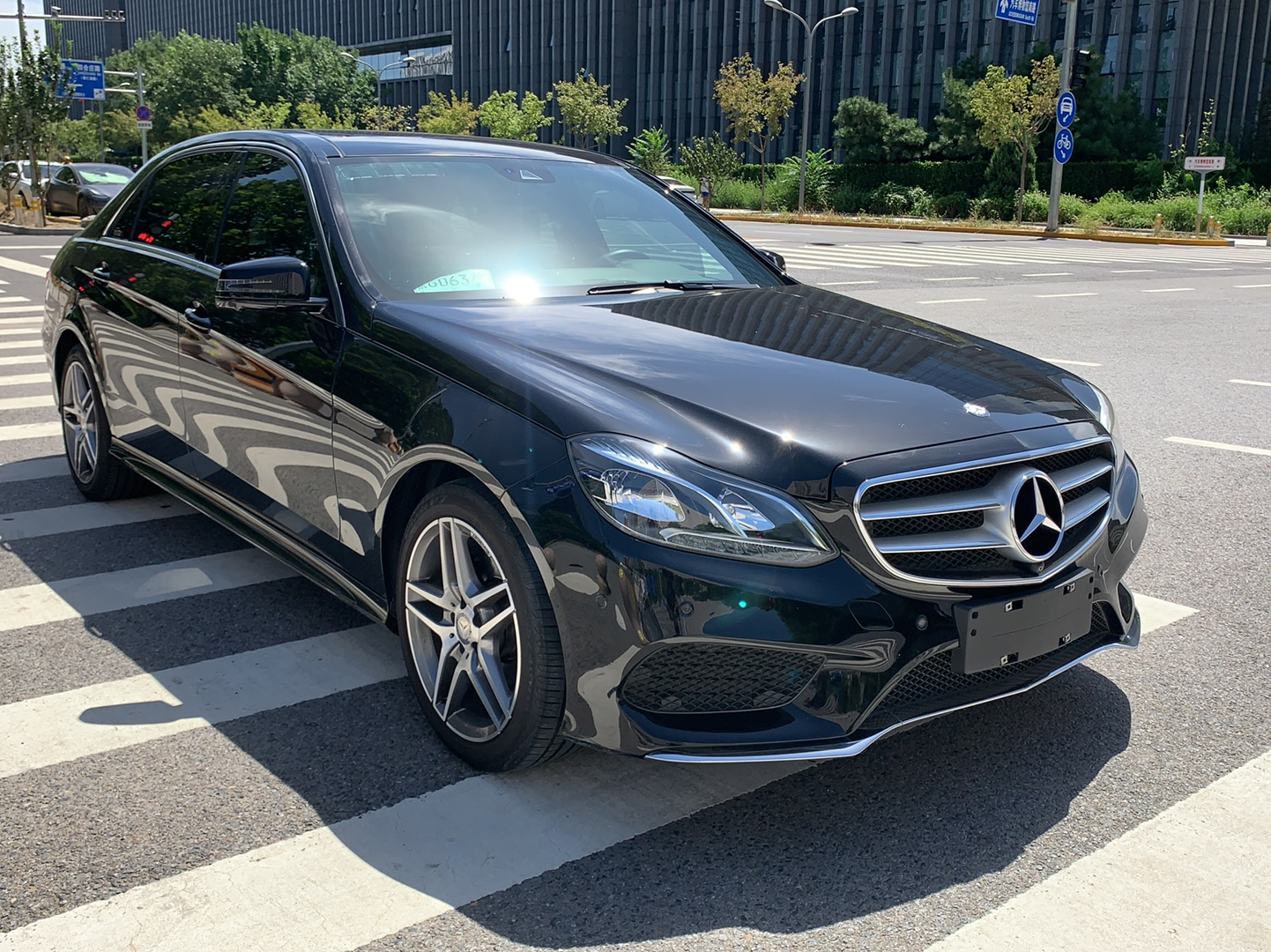 北京二手奔驰E级 2015款 改款 E 260 L 运动时尚型-二手车交易转让-太平洋汽车