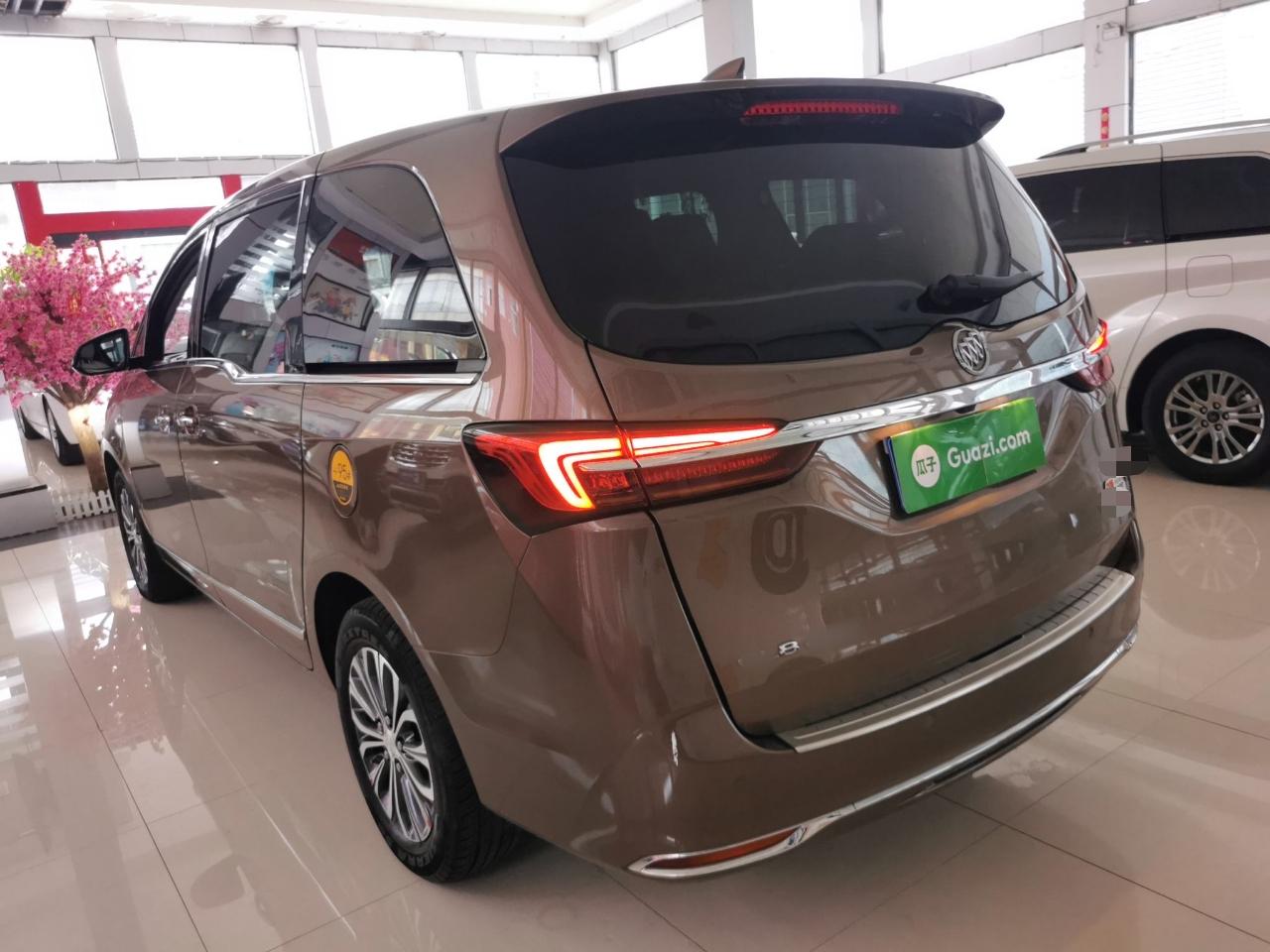 信阳二手别克GL8 2021款 陆上公务舱 652T 豪华型-二手车交易转让-太平洋汽车