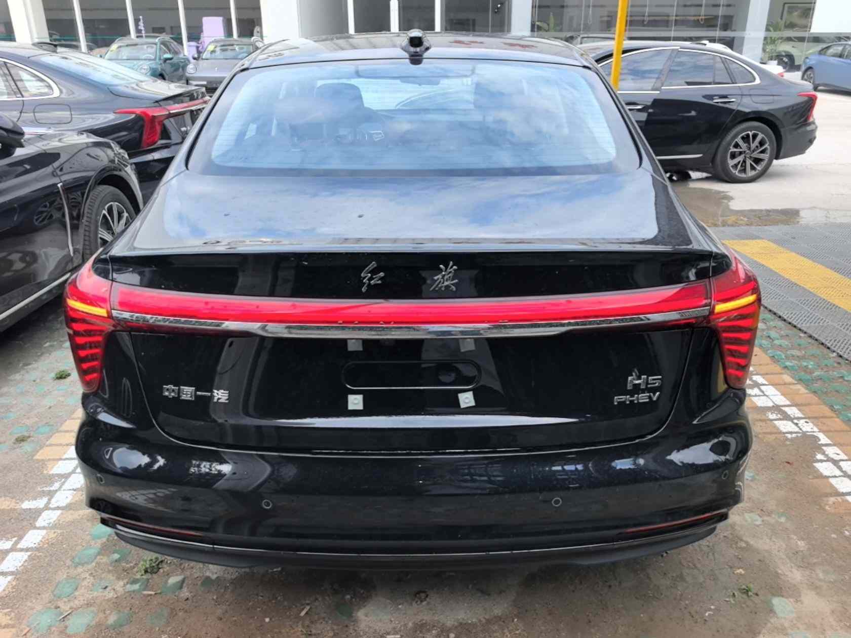 济南二手红旗H5 PHEV 2025款 跨过新车折旧高峰，开两年还能亏多少？ - 瓜子二手车