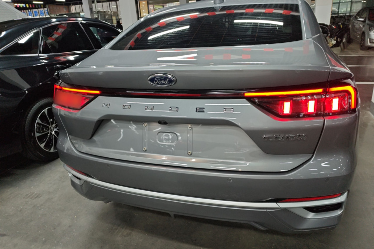 【视频/图片】二手福特 蒙迪欧 2023款 EcoBoost 180 豪华型价格 - 瓜子二手车