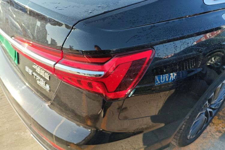 【视频/图片】二手奥迪A6L新能源 2022款 55 TFSI e quattro价格 - 瓜子二手车
